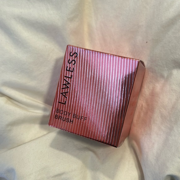 LAWLESS | Makeup | Nib Lawless Summer Skin Bronzer Brush | Poshmark
